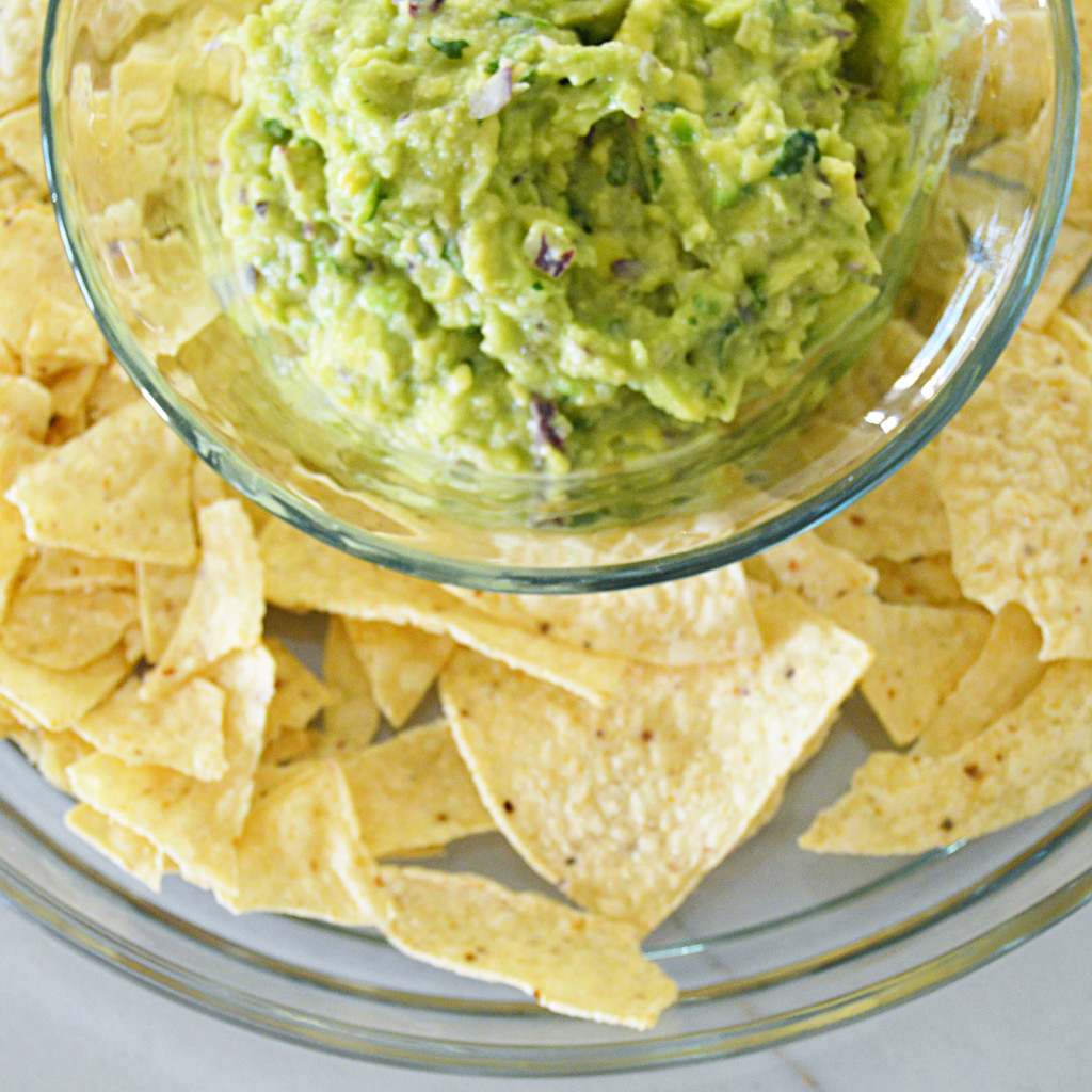 Easy, Peasy Guacamole in 7 Mins Flat - Pretty Domesticated