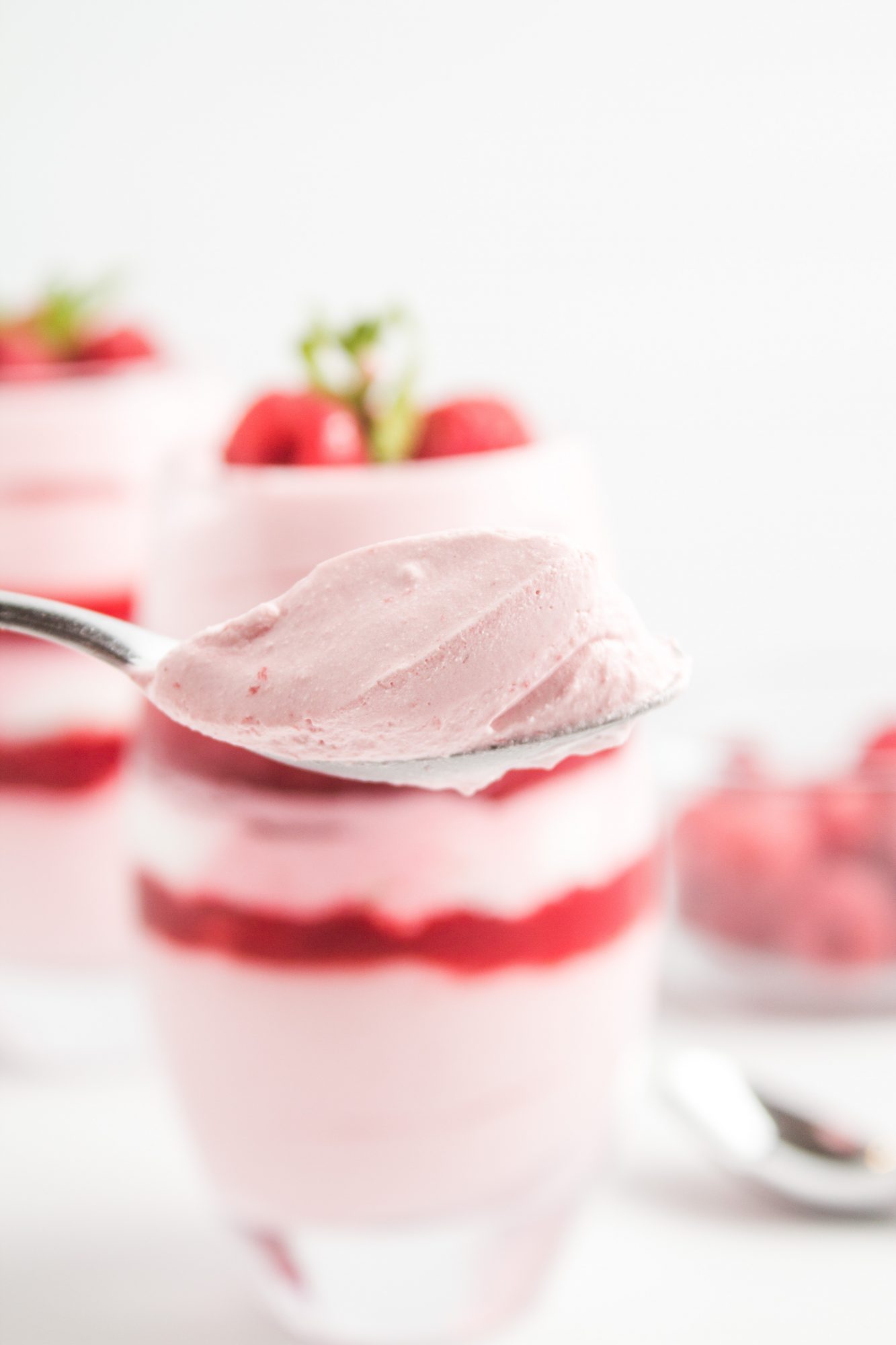 Easy Raspberry Mousse Recipe - Pretty Domesticated