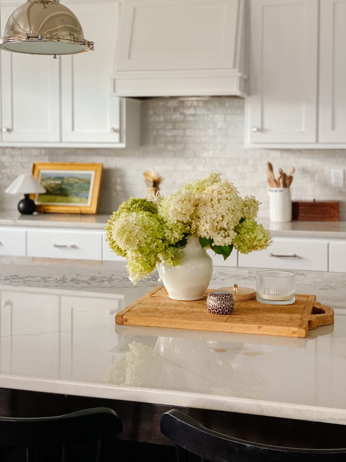 How to Create Simple Flower Arrangements - Pretty Domesticated