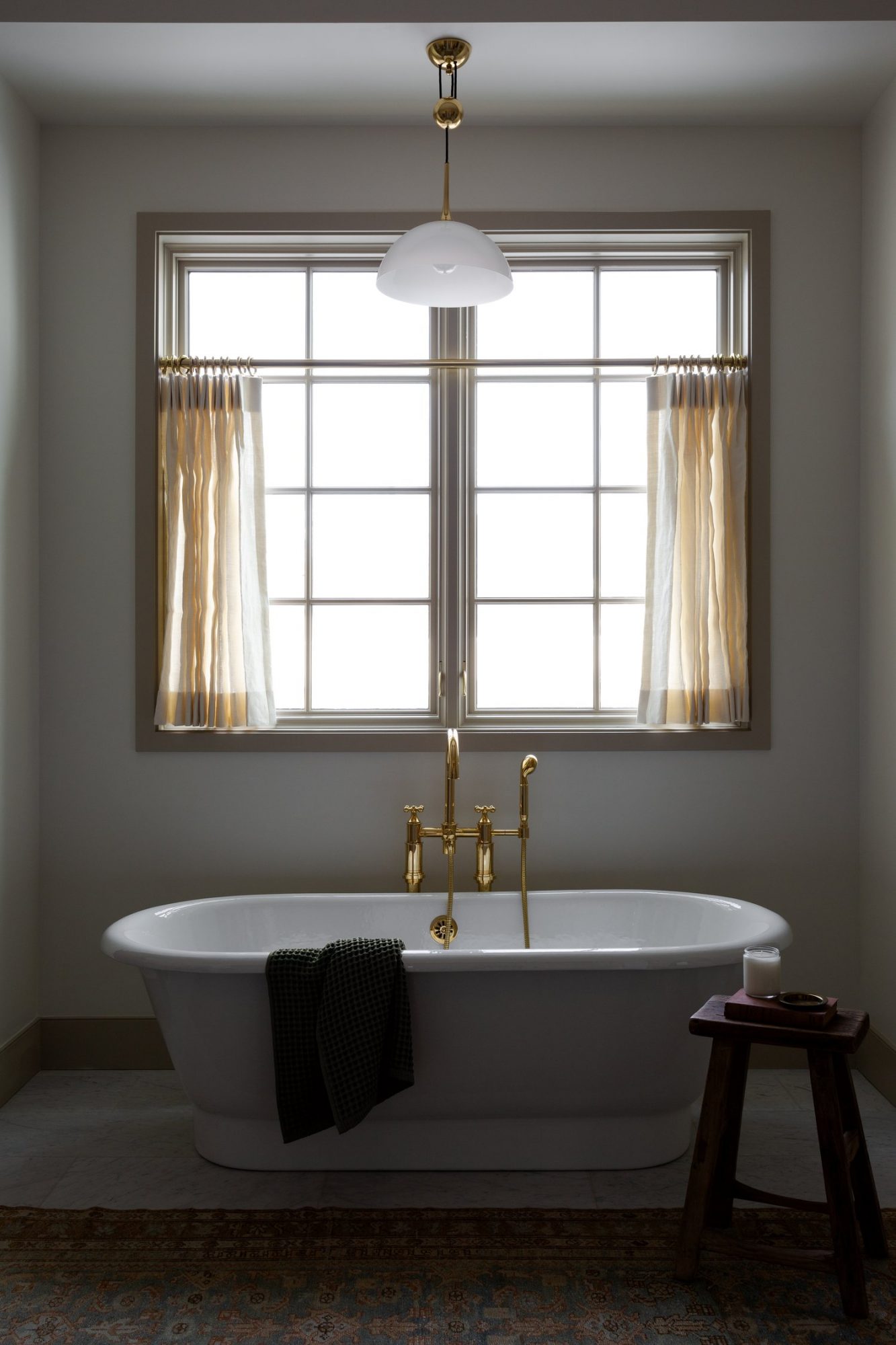 Cafe Curtains Are Having a Moment - Pretty Domesticated